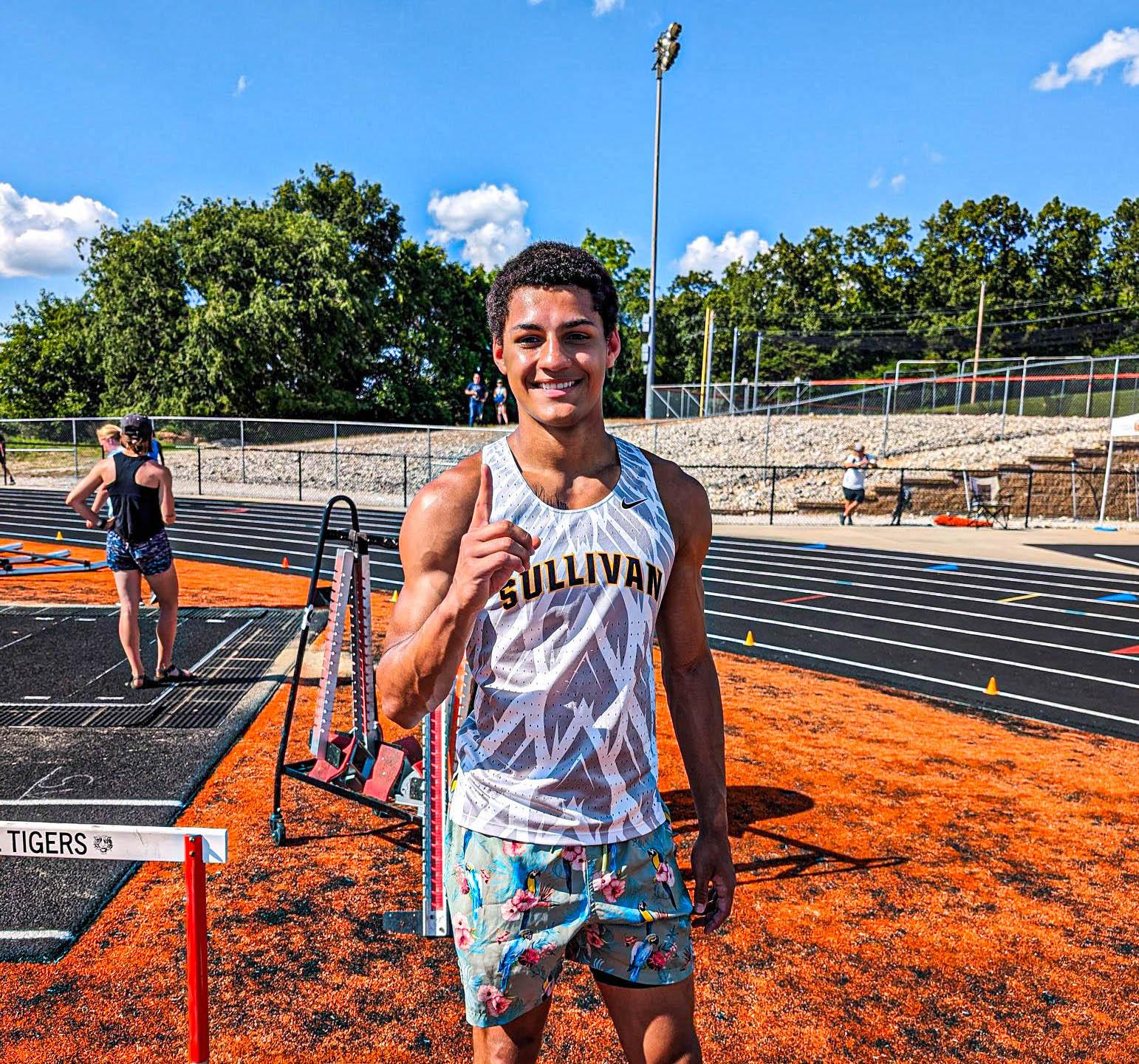 Seven Track And Field Athletes Advance To State | Sullivan Independent News